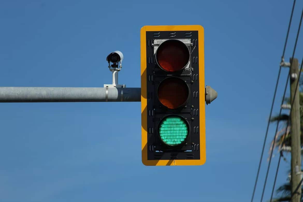 Automotive Fun Fact: First Traffic Light Installed in Cleveland | Rad ...